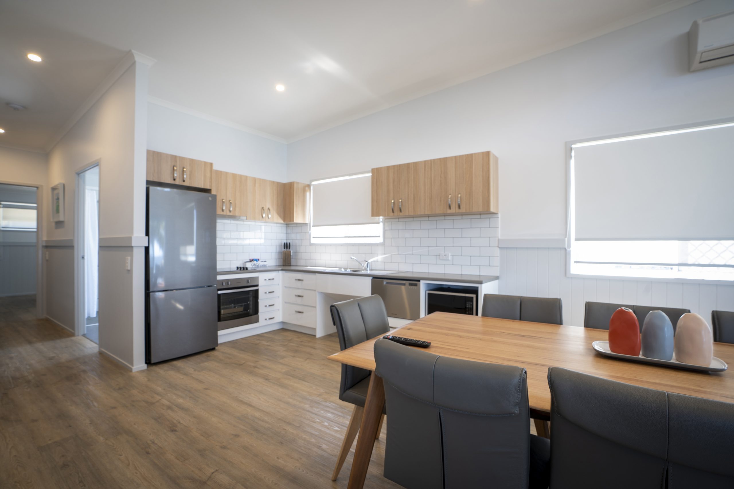 _Duplex kitchen and dining - Surf Beach Holiday Park
